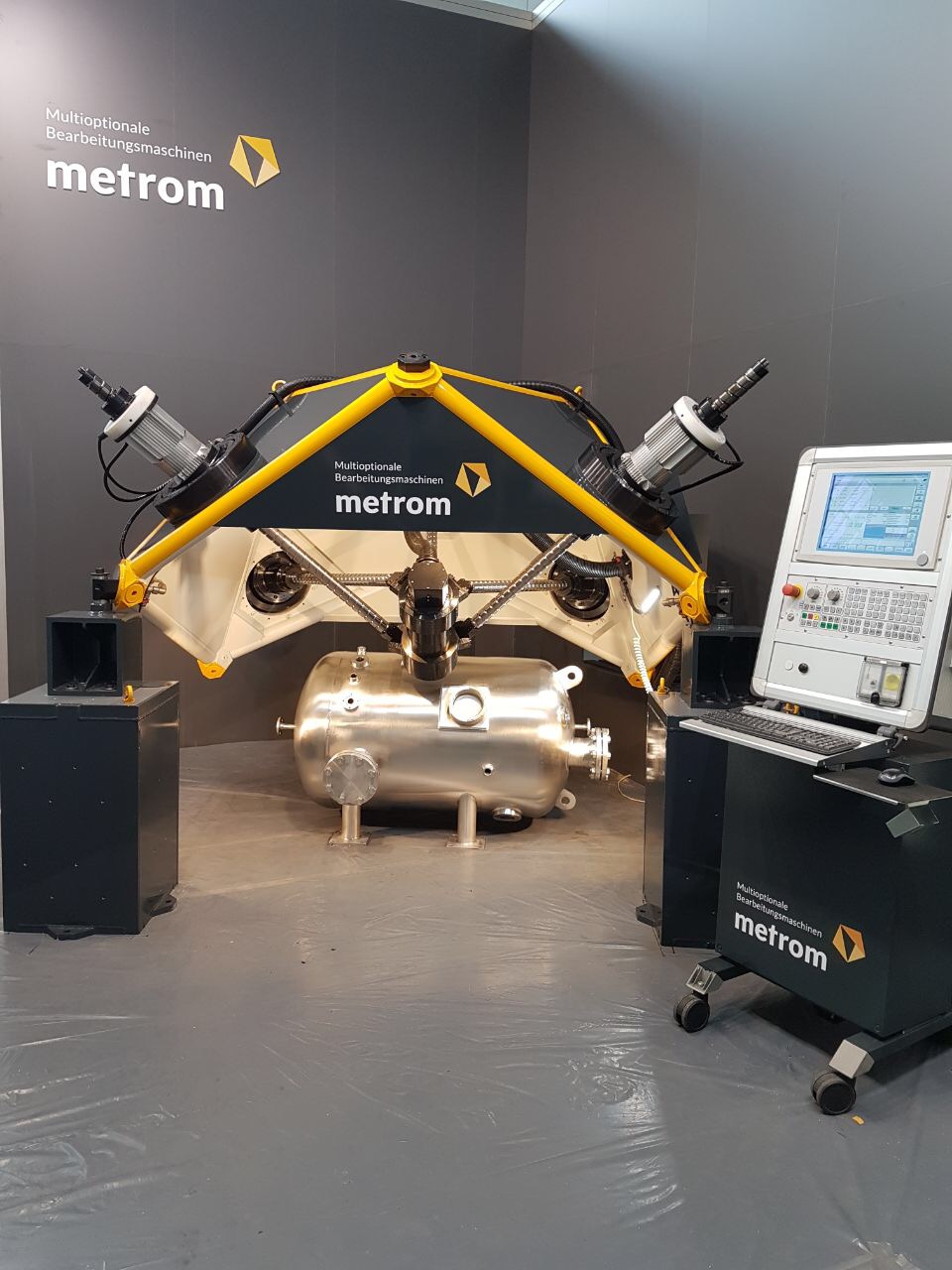 METROM - Multistation