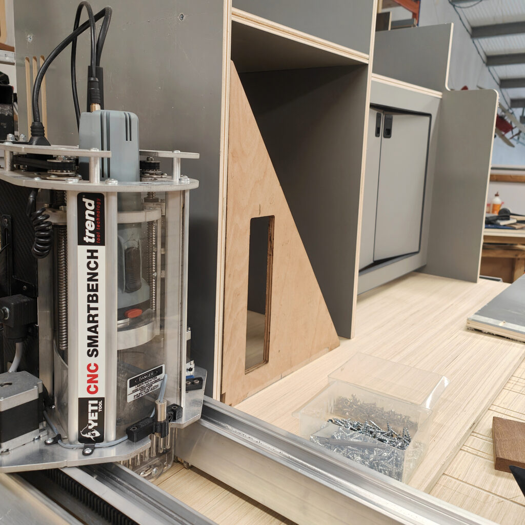 Yeti Tool | Dub Buses - Multistation EN