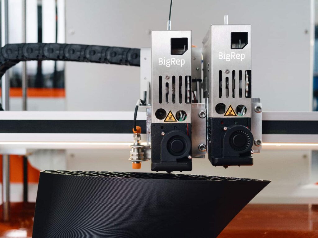 BigRep | How To 3D Print Channel Letters And Signs - Multistation EN